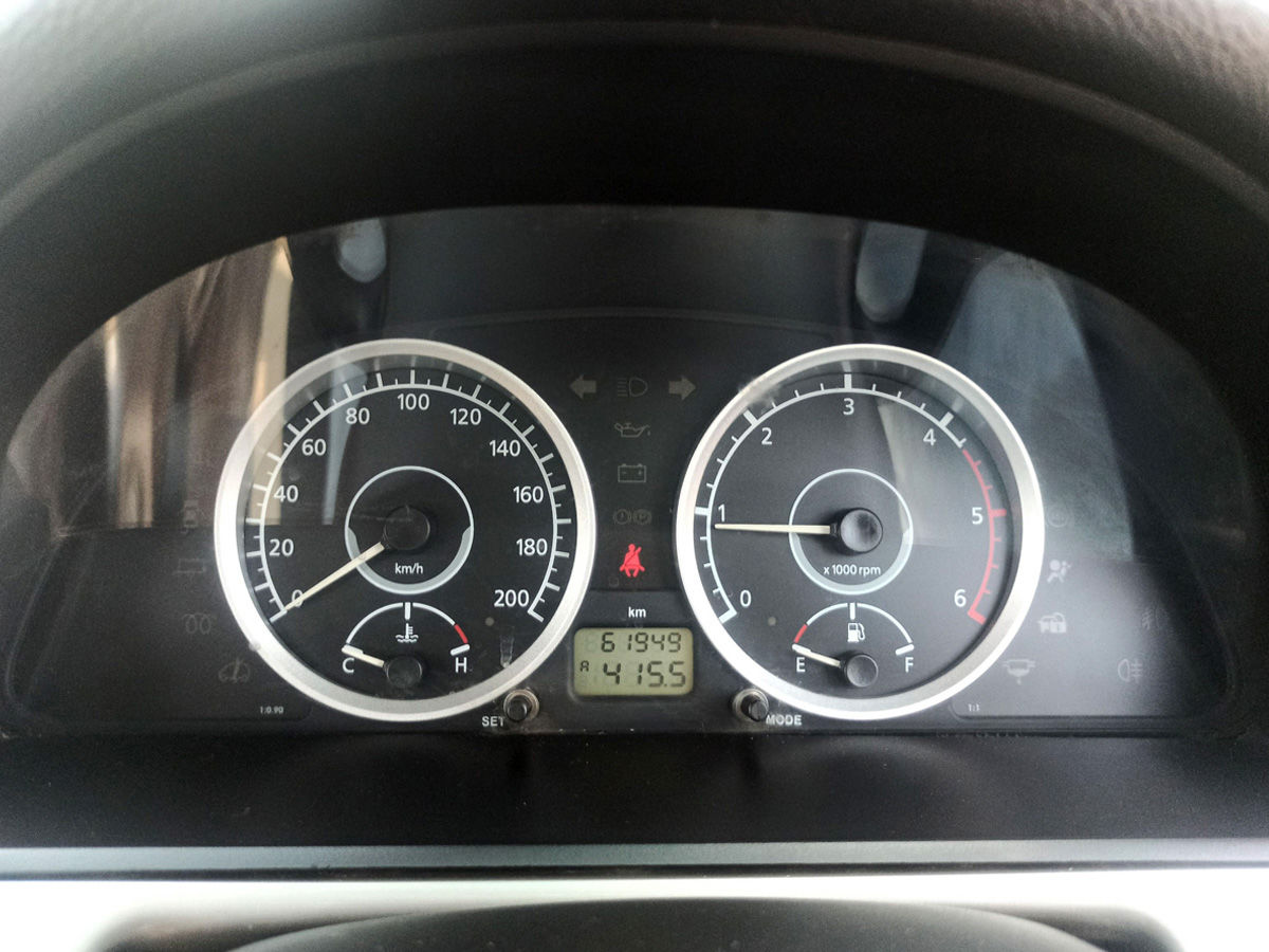 Tata Safari Storme Speedometer